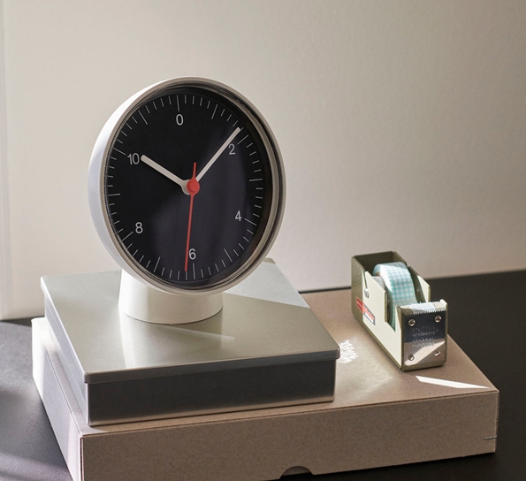 Clock bordklokke sort